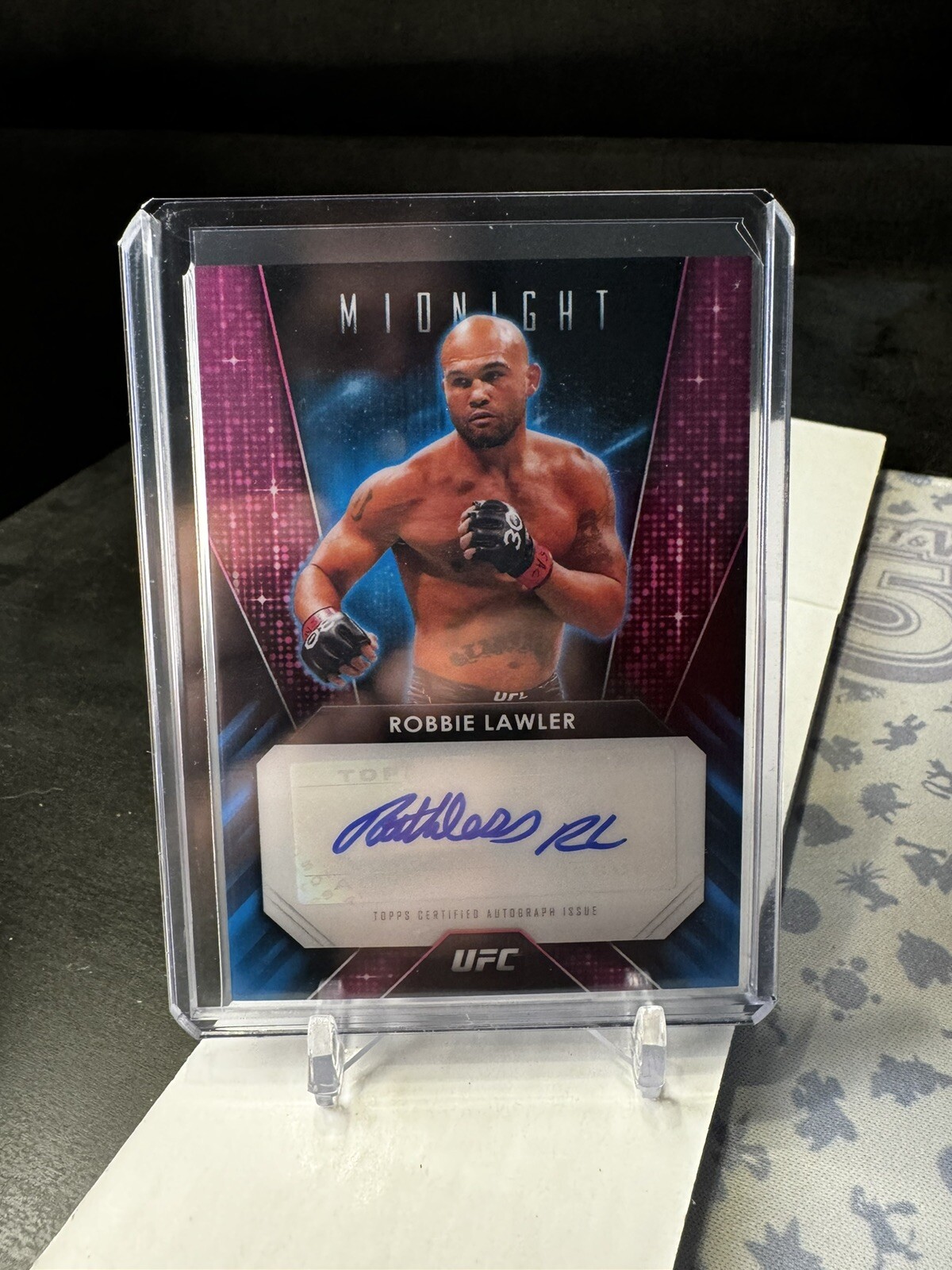 2024 Topps UFC Midnight RUTHLESS ROBBIE LAWLER Glimmer Graphs Auto GG ...