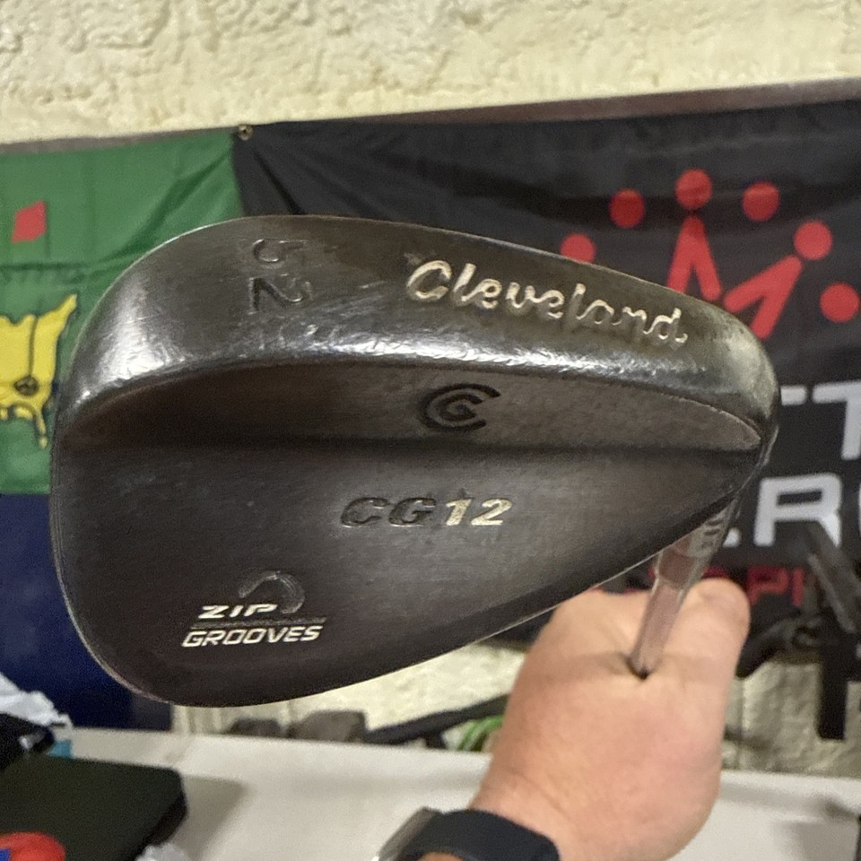 Cleveland CG12 52 Degree Gap Wedge W-Flex Steel Shaft Right-Handed Golf ...