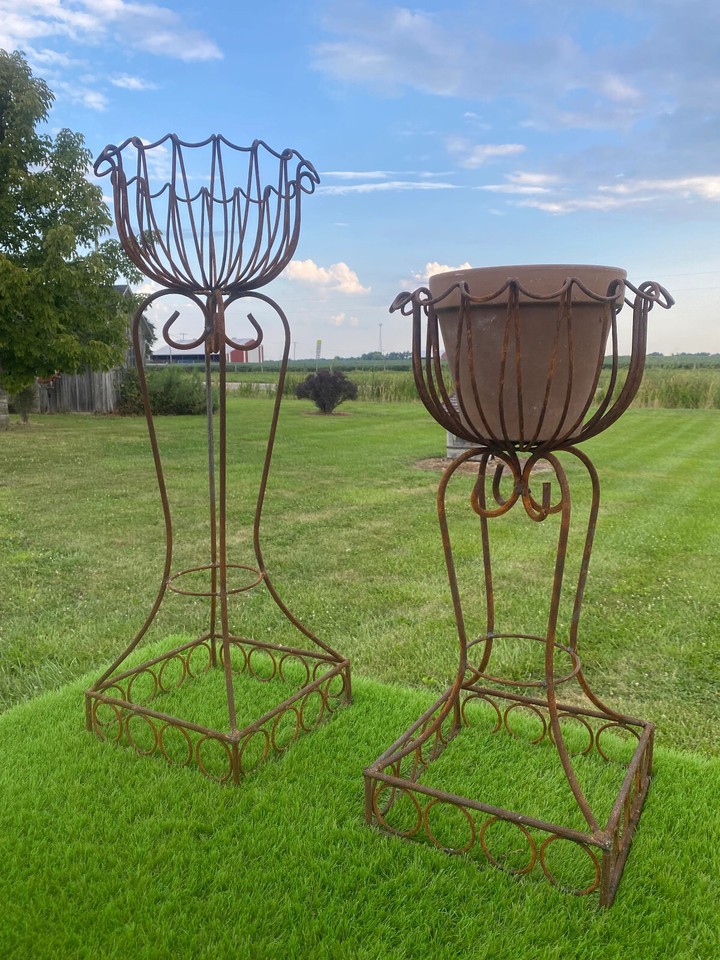 39" Medium Pablo Plant Stand Outdoor Patio Metal Flower Basket Wrought ...