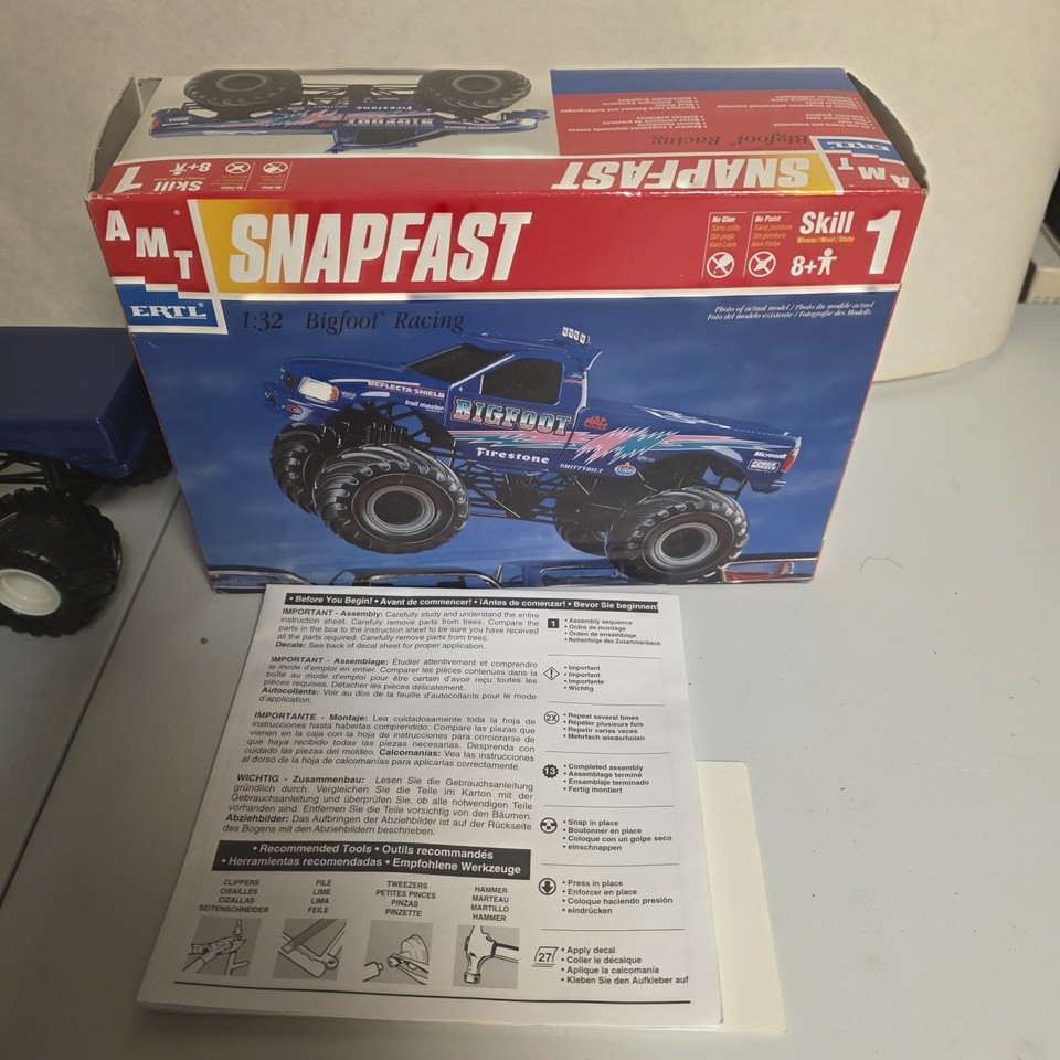 AMT /ERTL "BIG FOOT Monster Truck Racing" model Kit Assembled | eBay
