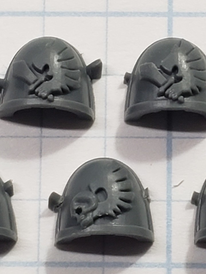 40k Dark Angels Bits OOP Ravenwing Upgrade Bike Rider Shoulder Pad x5 ...