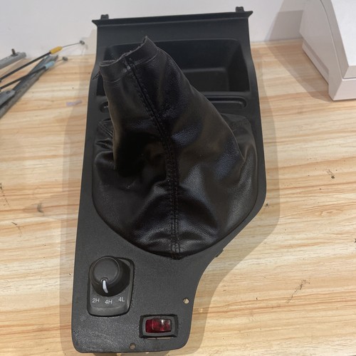 Ford Ranger Limited black leather Gear gator/ surround AB3921045B44-E ...