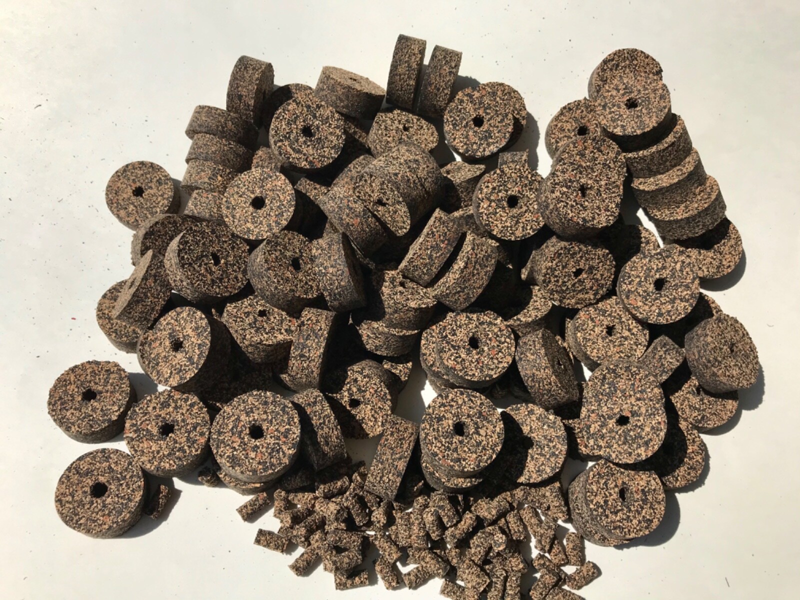 Cork Rings 12 Mixed Grain Rubberized #15, 11/4" x 1/2" x 1/4” Hole ...