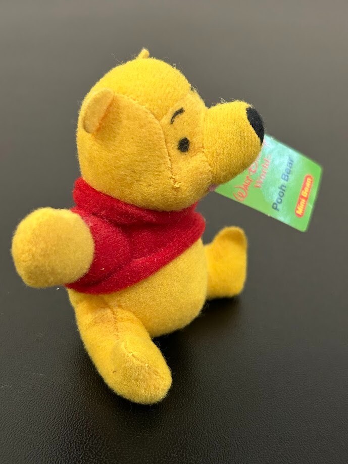 VTG Walt Disney World Mini Pooh Bear Kelloggs Cereal Promo plush toy 3. ...