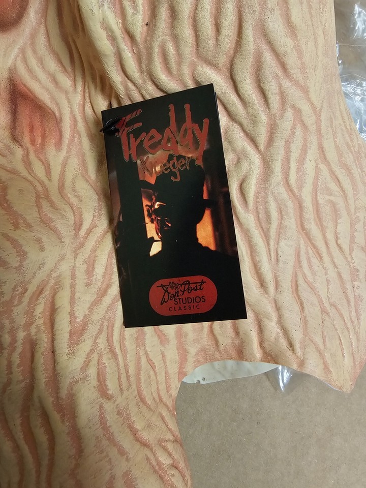 Officially Licensed TRICK OR TREAT STUDIOS 84 Freddy Krueger Halloween ...