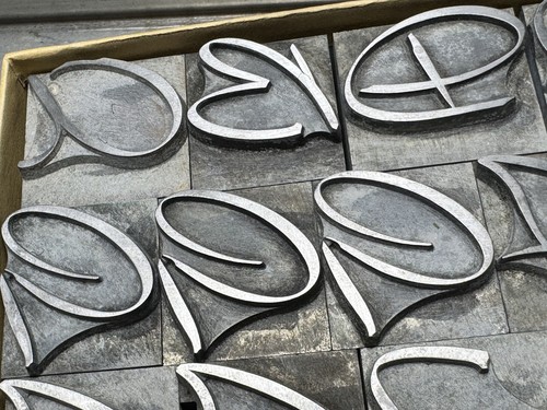 J489J Metal Letterpress Type - Big Initial Script Caps - 72 pt - 26 | eBay