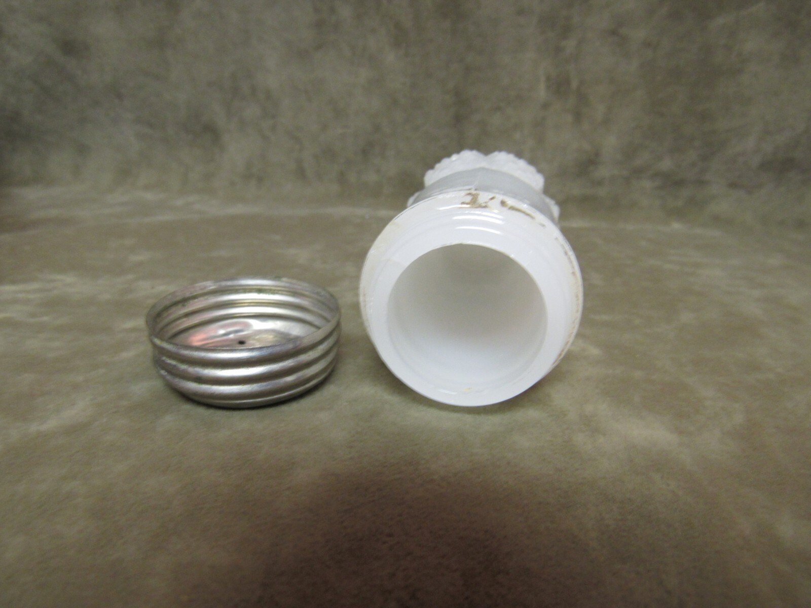 1900's Duncan Glass Button Arches Clambroth Souvenir Tourist Item ...