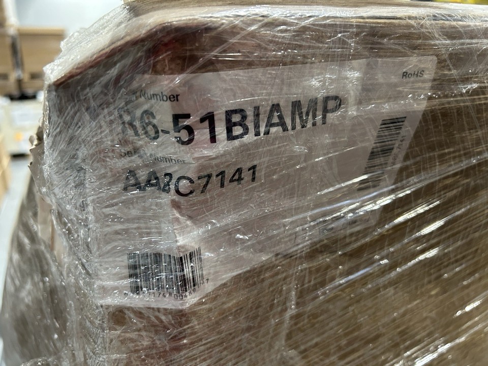 Pair of Community R6-51BIAMP Professional 3-Way Full-Range Loudspeakers ...