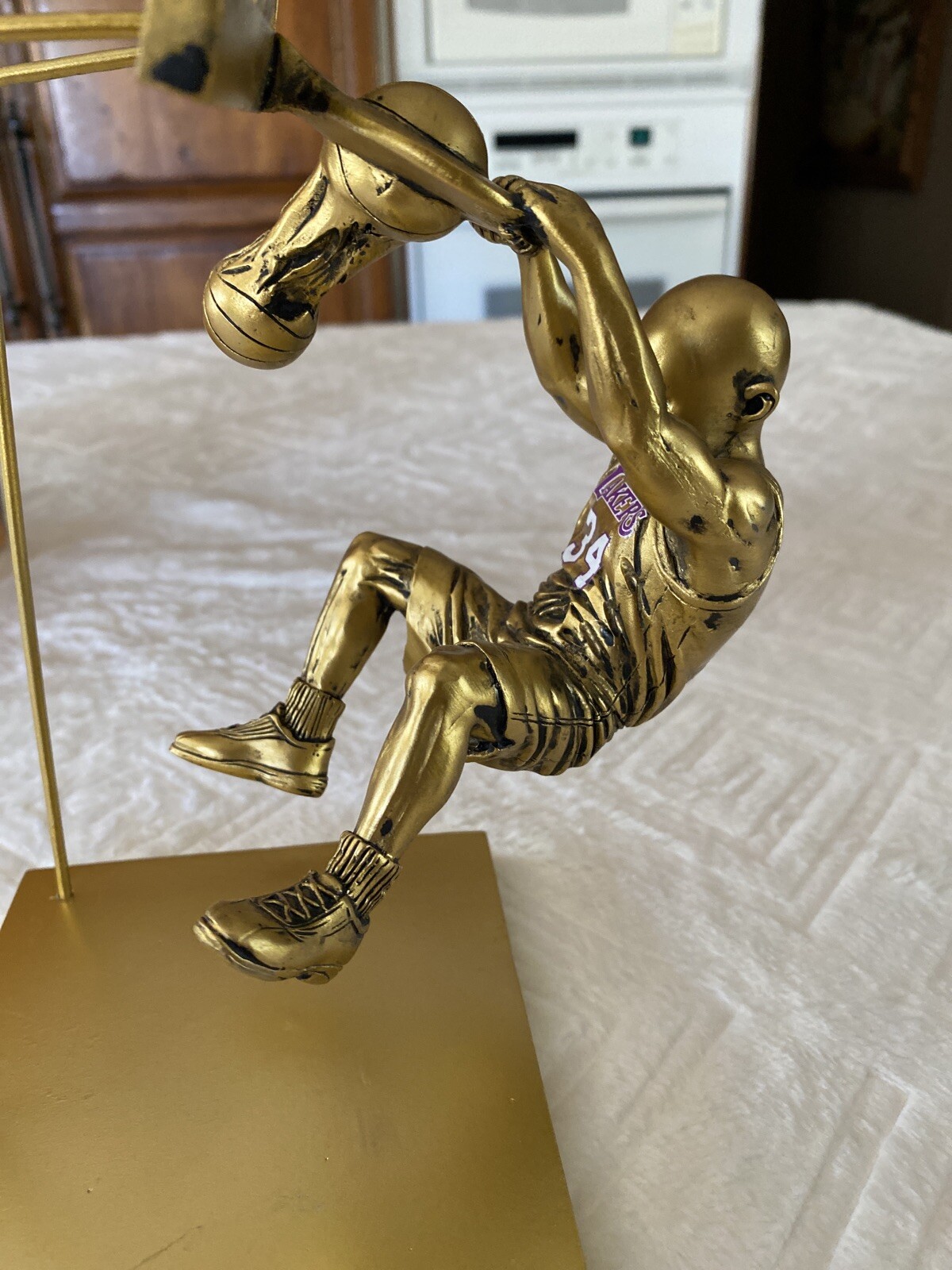 Vintage Shaquille O'Neal Slam Dunk staple center Figure statue gold ...