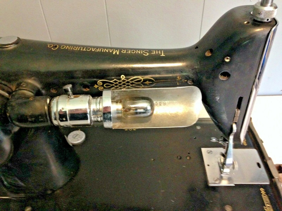 1929 Singer Model 101 Sewing Machine With Portable Case, Works! Free ...