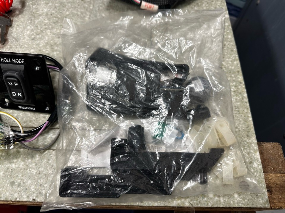 Suzuki, Fly-By-Wire Main Station Triple Engine Rigging Kit, P#67000 ...