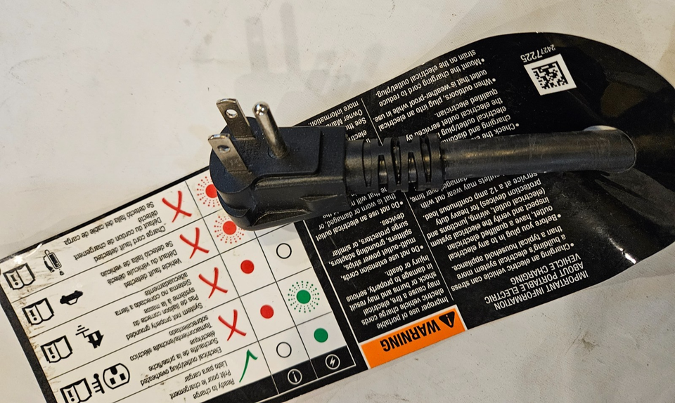 OEM GM Level 1 EV Charger for Chevy Bolt EV/EUV and Volt 24047437 ...