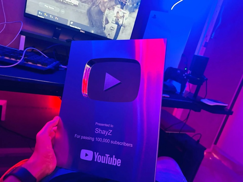 Custom YT PLAY BUTTON Awards GOLD PLAY BUTTON SILVER PLAY BUTTON Home ...