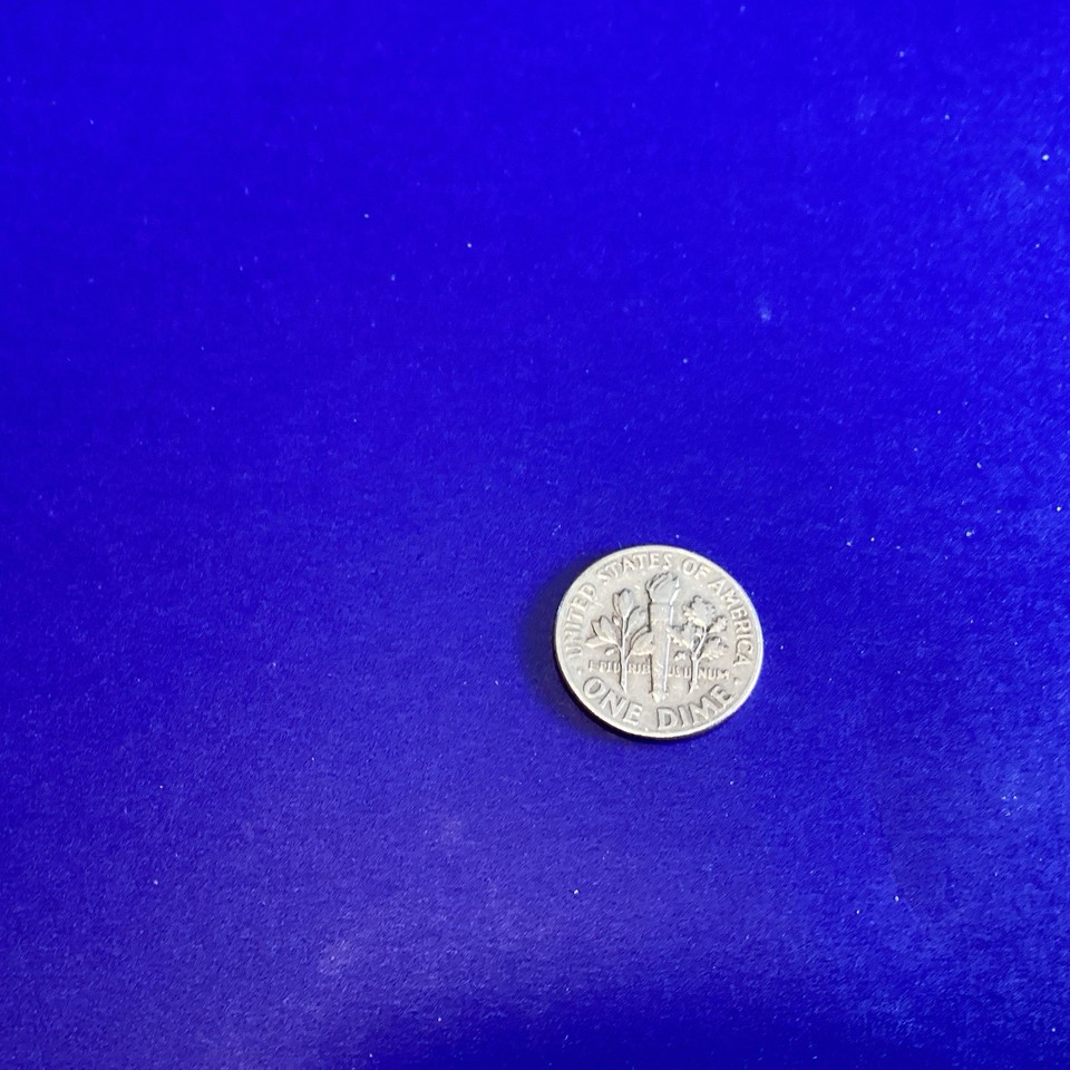 1975 10C NO MINT MARK ROOSEVELT DIME, Good Condition, Free Shipping ...