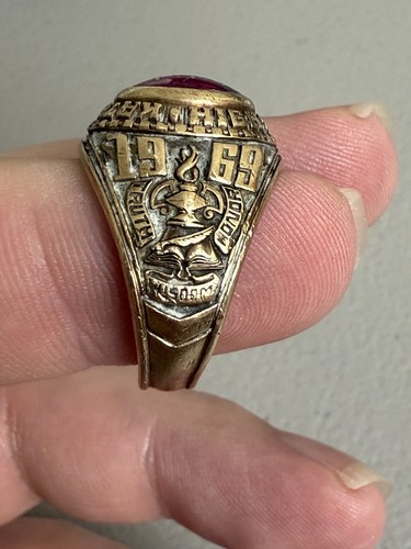 10k Gold Mens Class Ring Gold Lance Kathleen High School Red Devils 14. ...