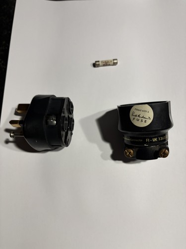 FURUTECH FI 1363 GOLD UK PLUG WITH RUSS ANDREWS FUSE ATLAS | eBay UK