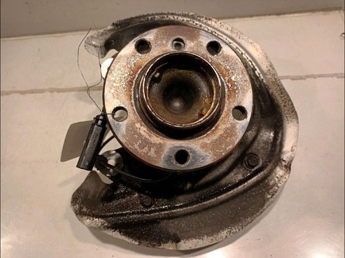 Pivot de moyeu avant droit 31216792286 BMW SERIE 1 II Diesel/R:81281571 ...