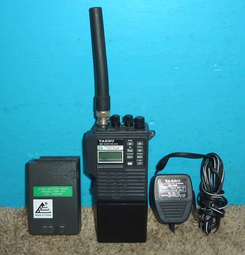 Yaesu FT-23R 2m FM Transceiver w/NC-28B Battery Charger Good Condition ...