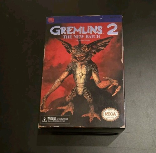 NECA Gremlins 2 The New Batch Mohawk NES 8 Bit Video Game Figure BRAND ...