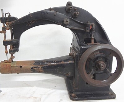 Sewing Machines - Antique Free Sewing Machine