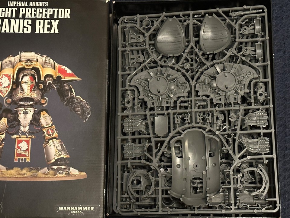 Warhammer 40,000 Knight Preceptor Canis Rex Model Kit | eBay