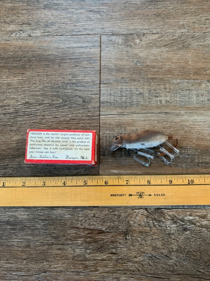 IN BOX- HEDDON MEADOW MOUSE BM 9800 fur finish brown lure correct box ...