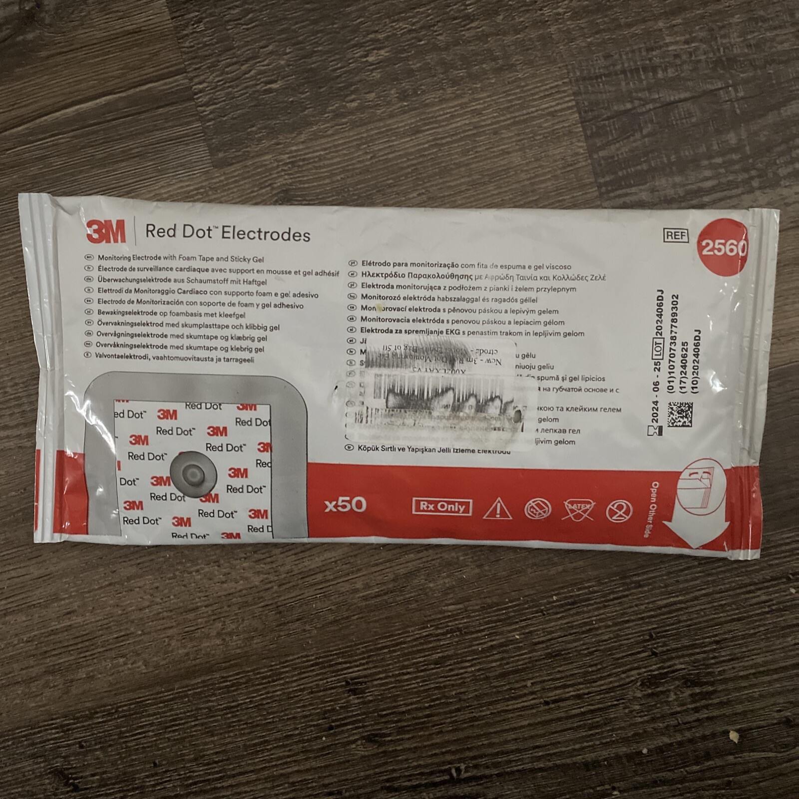 3M Red Dot 2560 Foam Monitoring Electrode with Sticky Gel - 4x3.5cm ...