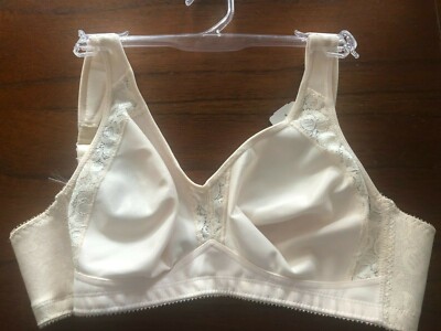 New Playtex Love My Curves Lift Cream US4422 Underwire Bra 42D | eBay