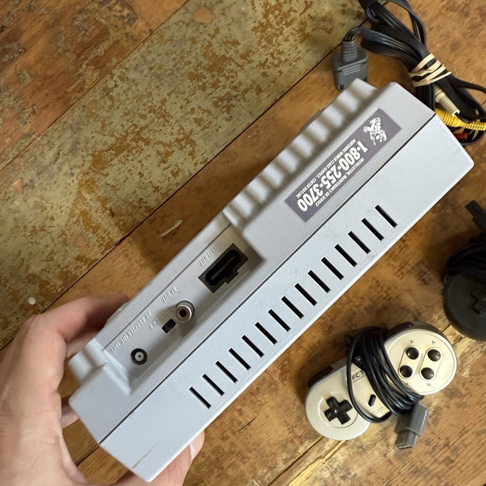 Super Nintendo Entertainment System SNES Console SNS-001 V Bundle ...