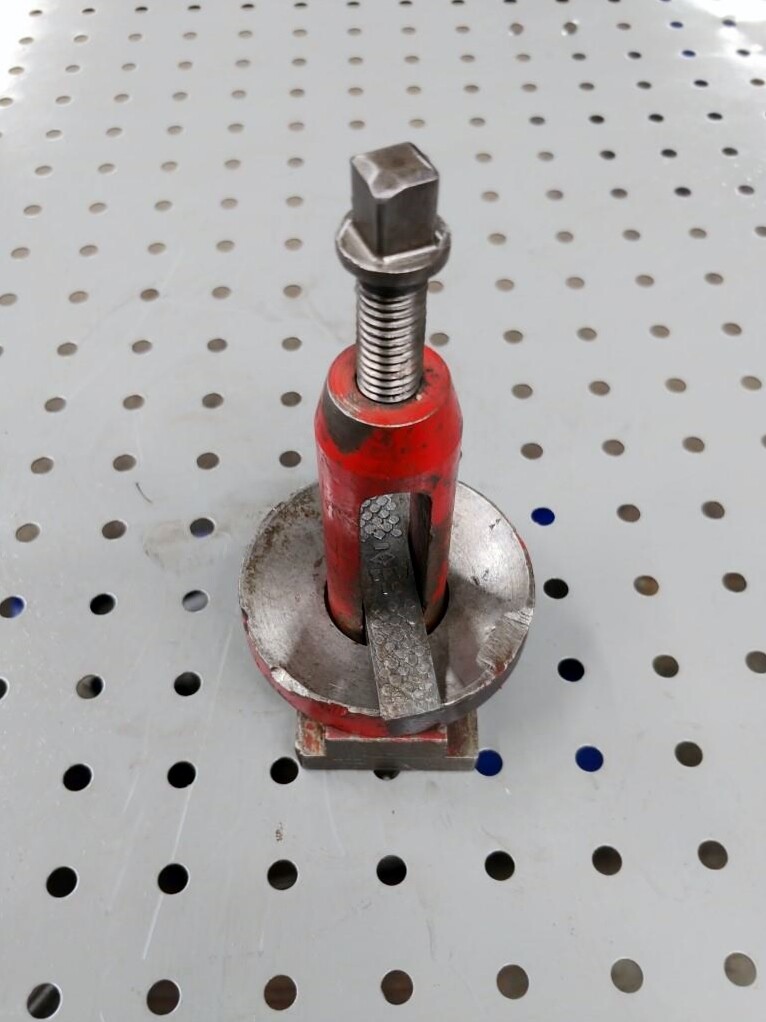 ROCKER TOOL POST & WRENCH LATHE TEE NUT 1-3/4 X 1-1/8 BODY 1.2 OD .56 ...