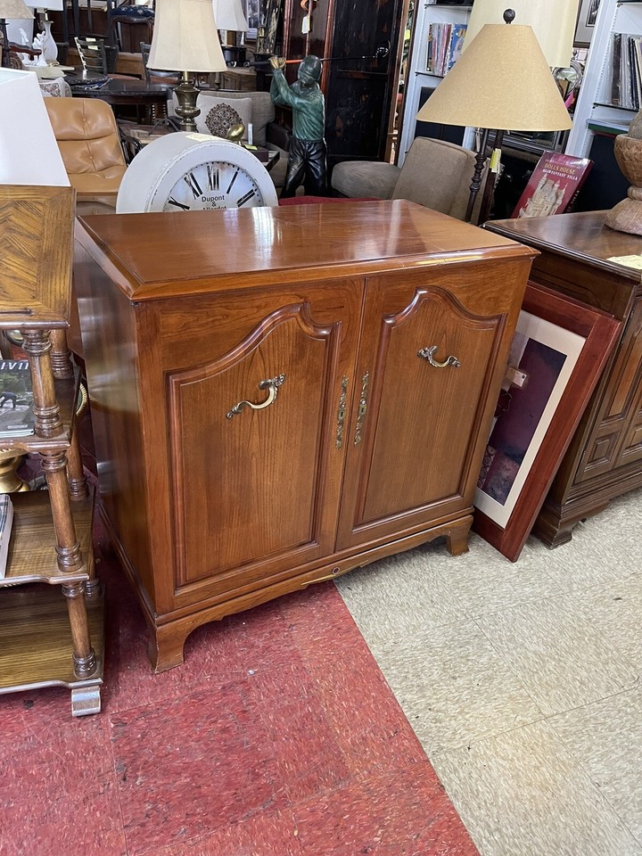 Rare -RCA Victor High Fidelity model SHF-3d Stereo radio, and record ...