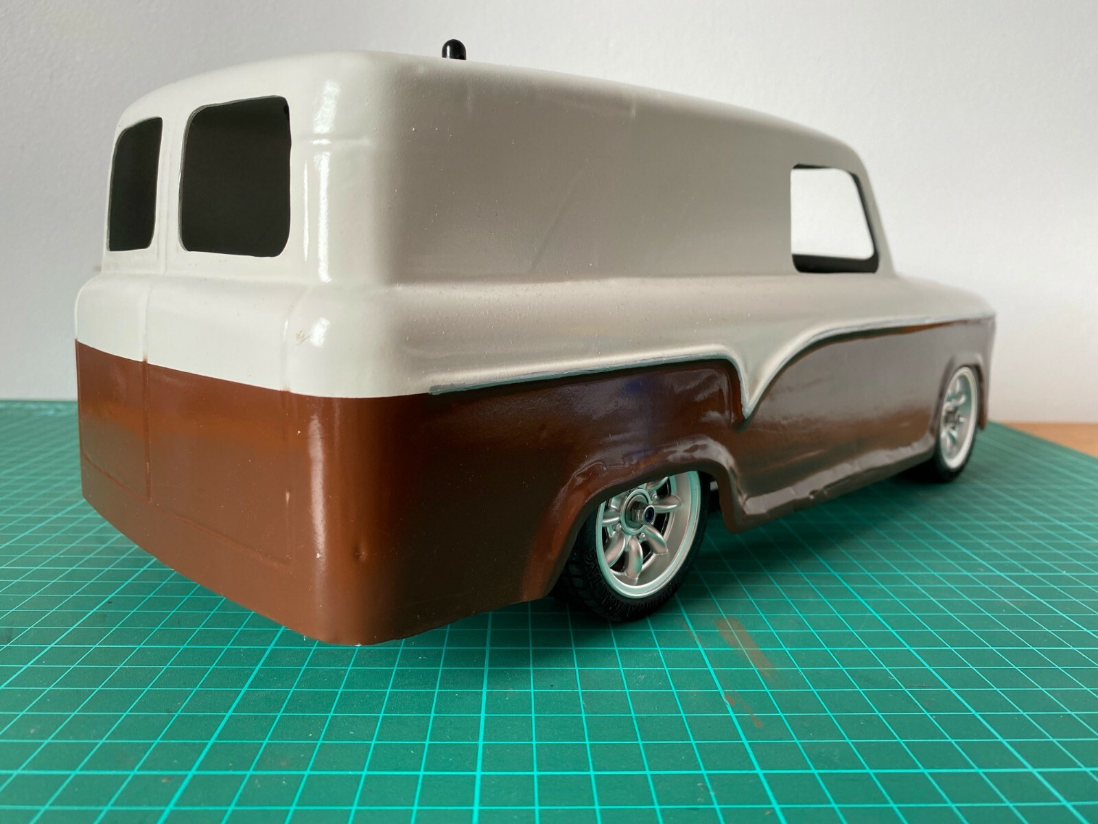 Kamtec A60 Van Banger body ABS plastic RC Racing 600 | eBay UK