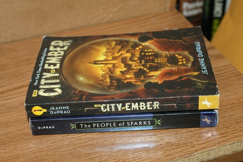 THE CITY OF EMBER PEOPLE OF SPARKS 2 BOOKS JEANNE DUPRAU SUMMER READING ...