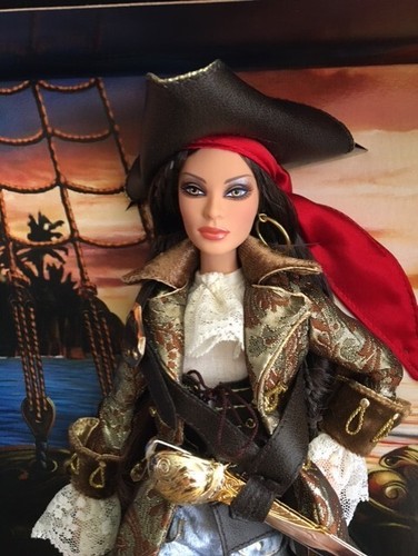 Barbie THE PIRATE 2007 #K7972 - Mattel Barbie Collector Gold Label ...