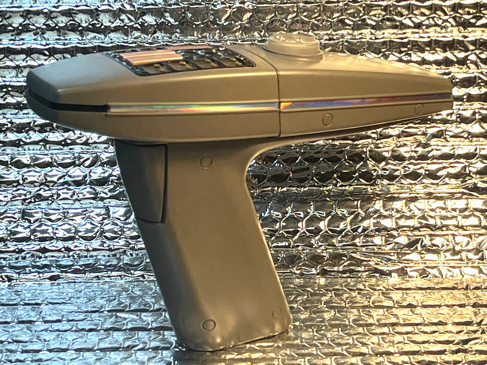 STAR TREK THE MOTION PICTURE DIAMOND SELECT PHASER - WORKING | eBay