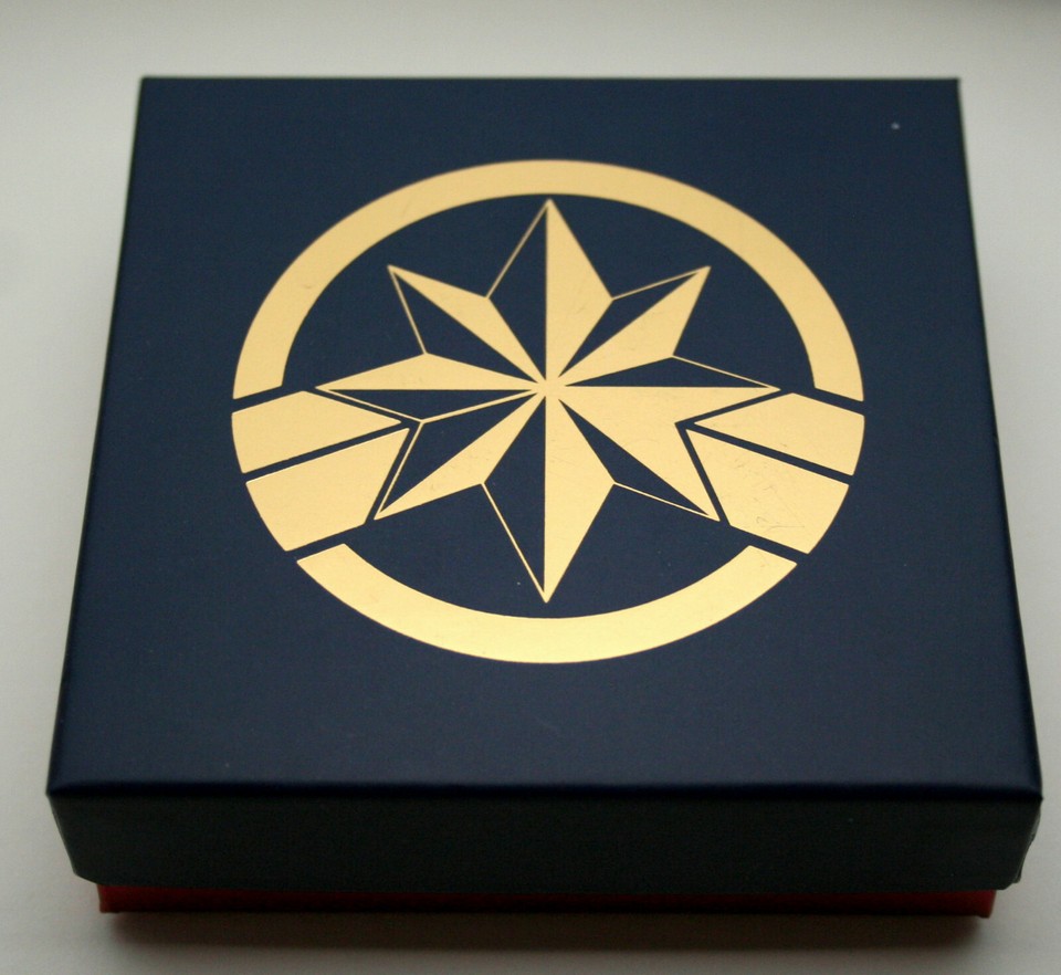Captain Marvel Comics Gold Plated Star Lariat Bracelet New NOS 2019 MIB ...