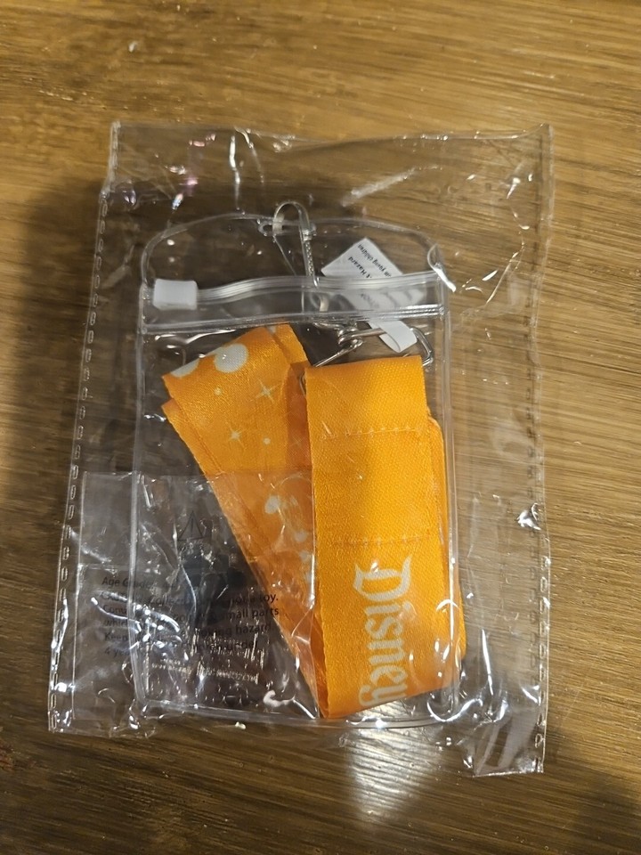 New Yellow Disney Lanyard & Pin | eBay