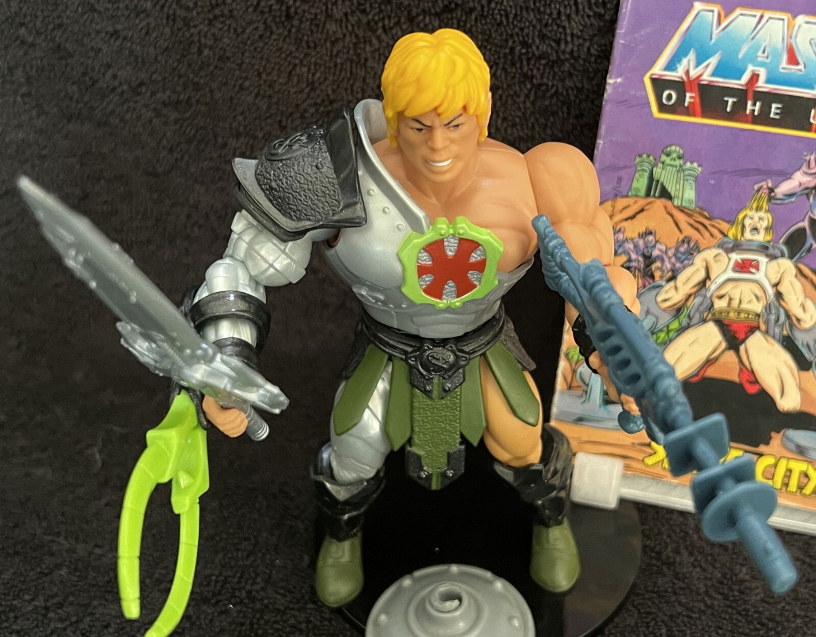 HE-MAN SNAKE ARMOR • DIABOLICAL SNAKE INVASION • MASTERS OF THE ...