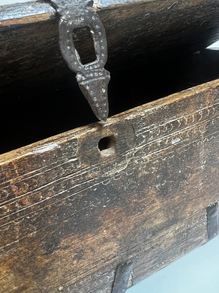 Antique Solid Wooden 18th Century Hand Crafted Keepsake Storage Box ...