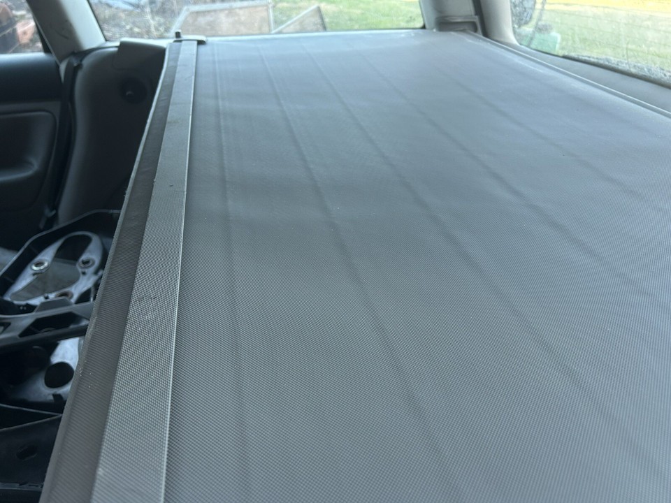 1998-2005 VW B5 Passat Wagon Retractable Cargo Cover Privacy Shade in ...