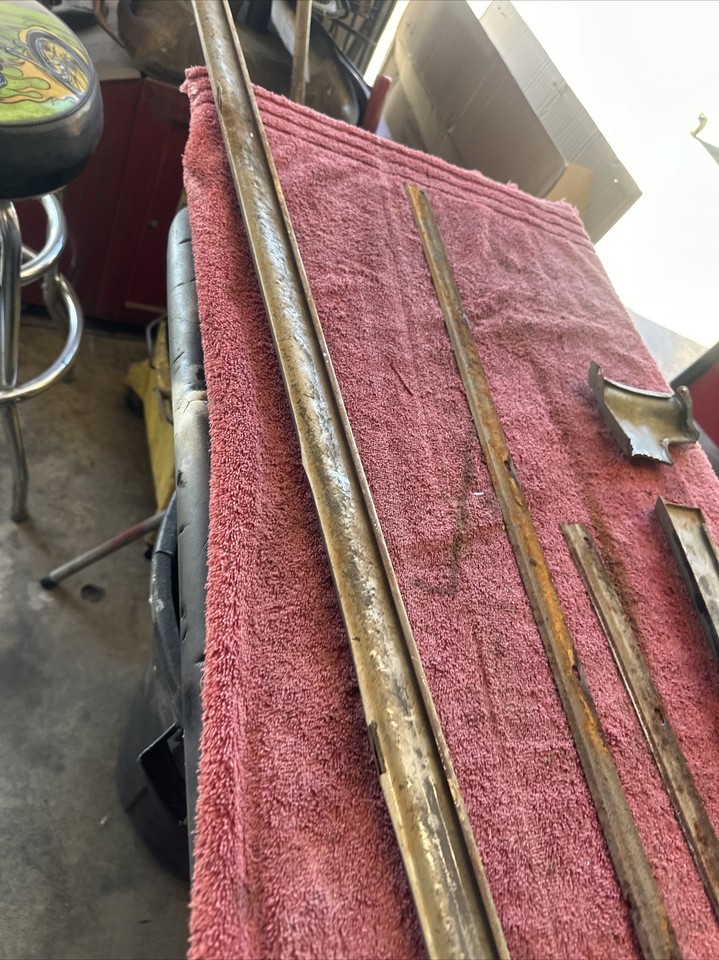 1951 1952 1953 CADILLAC ROCKER Trim DRIVERS SIDE Left ROCKER PANEL ...