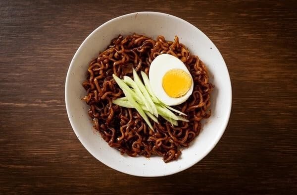 Nongshim Chapagetti Jiajang Ramen & SHIN Kimchi Ramyun Noodles (10 ...