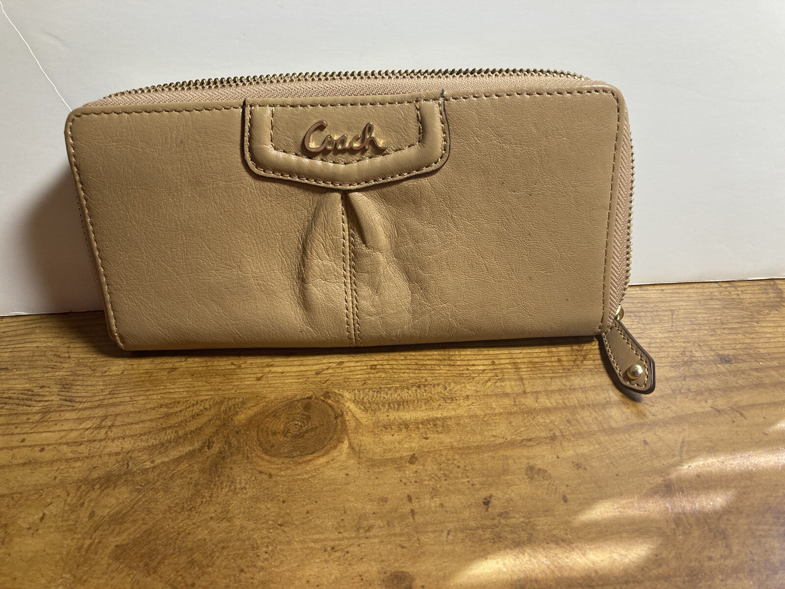 Coach Ladies Leather Credit Card Wallet / Billfold (C… - Gem