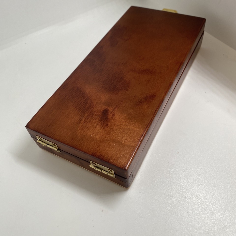 Dexter Trophy Slide Case Box Prop Excellent Blood Slide Box Autograph ...