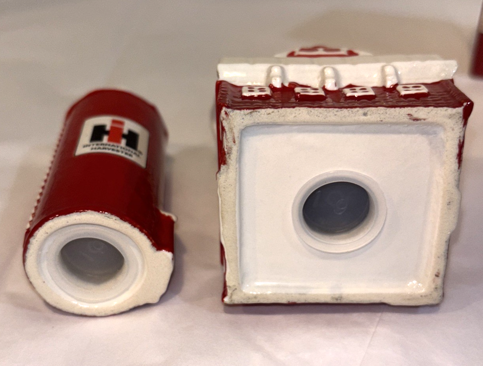 IH Barn and Silo Salt & Pepper Shaker Set Stoneware Red White Farmall ...