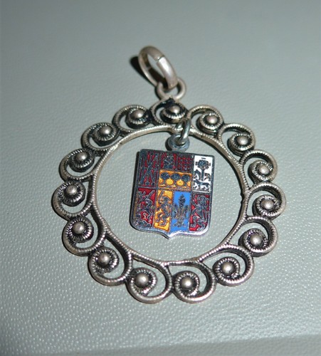 MEDAILLE ANCIENNE BIJOU BASQUE AVEC LE BLASON DES 7 PROVINCES EN ...