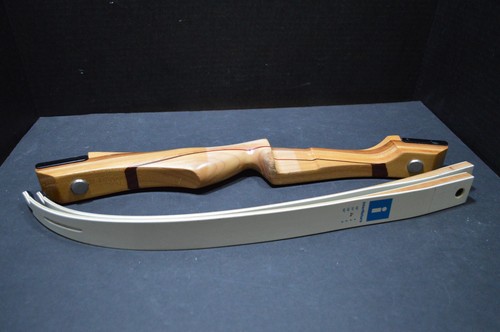 AIM Internature Recurve Bow RH Draw 54” 30# | eBay