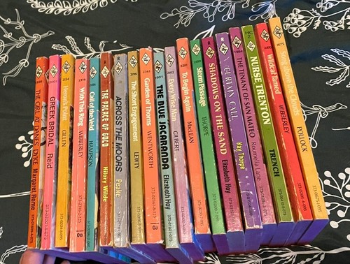 Lot Of 19 Vintage Harlequin Red Edge Books | eBay