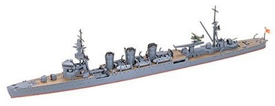 Tamiya 31316 1/700 Scale Model Kit WWII IJN Kuma-Class Light Cruiser ...