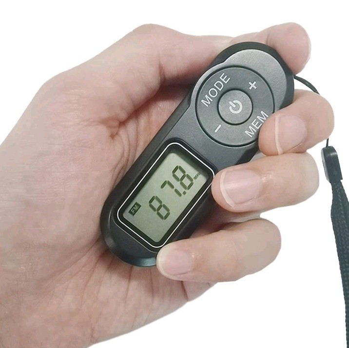 SWDSTP Personal FM Walkman Radio, Mini Digital Portable Radio With ...